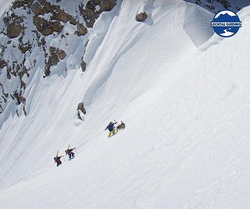 Ski tour on the Große Leiterspitze
