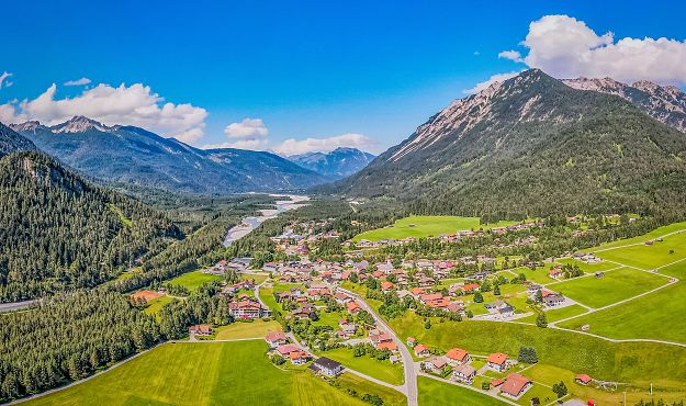 Webcam in Bach - Jöchelsplitzbahn | Lechtal